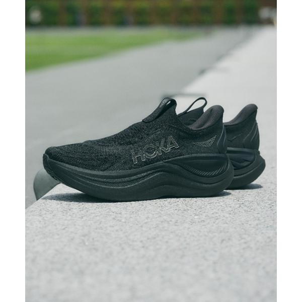 ZOZO問い合わせ番号:97997397ショップ:BILLY'S ENT，ビリーズ エンターブランド:HOKA，ホカ商品名:SKYWARD LACELESS　1168876-BBLCカテゴリ:シューズ>スニーカーブランド品番:7003...