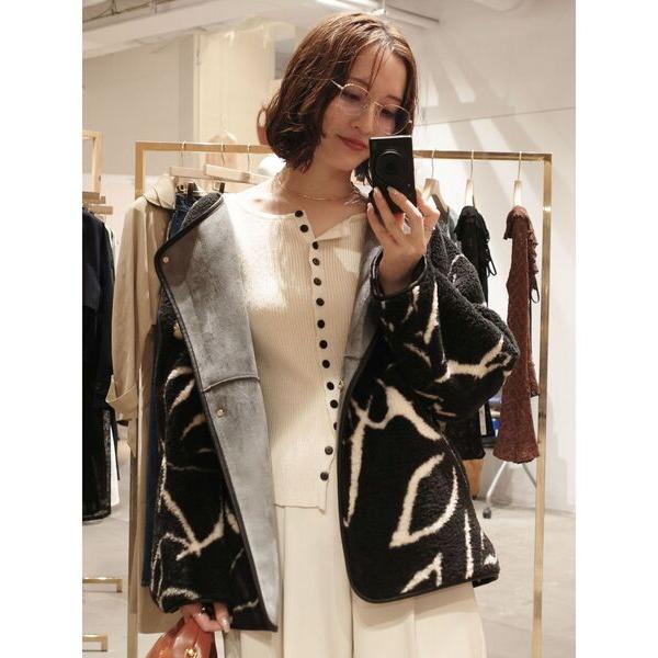 『セール実施中』ZOZO問い合わせ番号:98031886ショップ:LAGUNAMOON，ラグナムーンブランド:LAGUNAMOON，ラグナムーン商品名:【REVIVAL】リバーシブルボアブルゾンカテゴリ:ジャケット/アウター>ブルゾン...