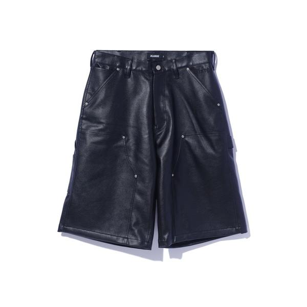 ZOZO問い合わせ番号:98032011ショップ:XLARGE，エクストララージブランド:XLARGE，エクストララージ商品名:OLD ENGLISH FAUX LEATHER SHORT PANTSカテゴリ:パンツ>その他パンツブラ...