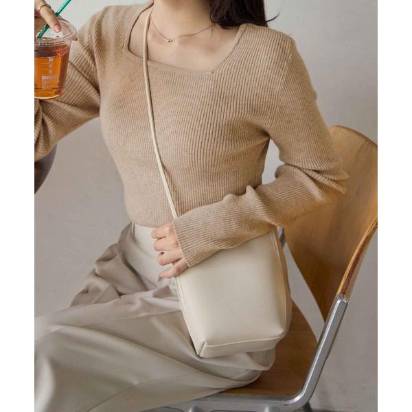 ZOZO問い合わせ番号:98032727ショップ:GeeRA，ジーラブランド:CHAN ME，チャンミ商品名:スクエアネックリブニットカテゴリ:トップス>ニット/セーターブランド品番:274370素材:レーヨン50%， ポリエステル3...