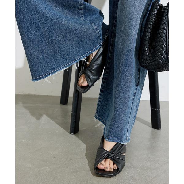 参考価格：23，100円発売時期：2025年04月コンディション：B（目立つ使用感なし）使用感が少ない、または気にならないアイテム表面・内側：汚れかかと：擦り減り参考サイズ：24cm参考商品名：【CORSO ROMA 9/コルソローマノーヴ...