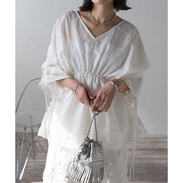 参考価格：4，651円発売時期：2024年04月コンディション：C（やや使用感あり）使用感があり、やや気になる傷や汚れがあるアイテム装飾部分：汚れ参考商品名：ドロストシャーリングスリーブチュニック参考品番：77-003730【商品に関する注...