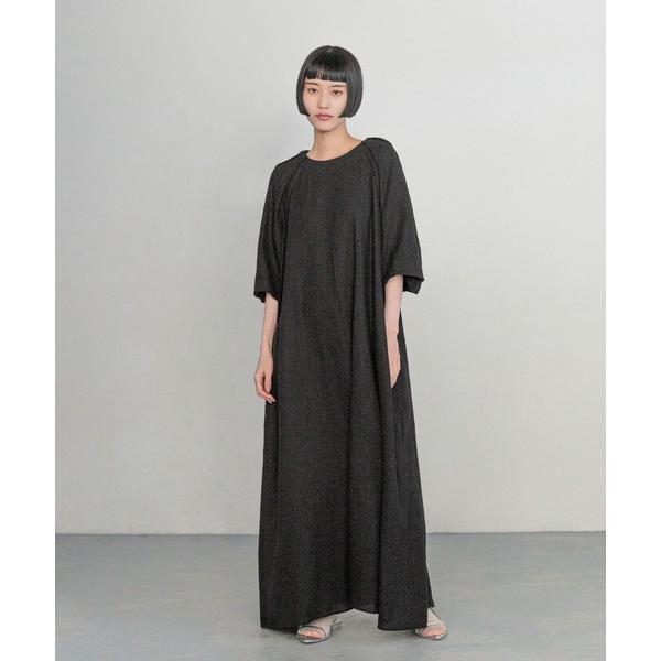 参考価格：16，500円発売時期：2025年03月コンディション：B（目立つ使用感なし）使用感が少ない、または気にならないアイテム後身頃：色あせ参考商品名：ボリュームパフスリーブワンピース　321489参考品番：321489【商品に関する注...