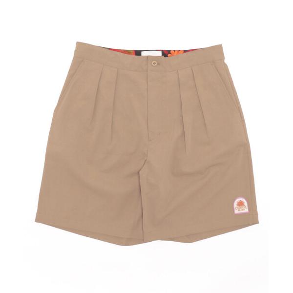 『セール実施中』参考価格：14，080円発売時期：2022年11月コンディション：B（目立つ使用感なし）使用感が少ない、または気にならないアイテムポケット：毛玉参考商品名：WALK SHORTS/Critical Slide(クリティカルス...