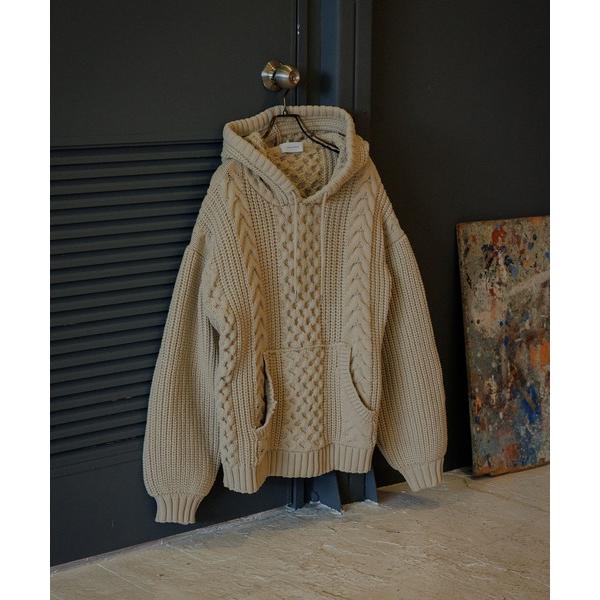 参考価格：14，300円発売時期：2024年07月コンディション：S（新品同様）タグ付きの未使用、または新品同様のアイテム付属品：タグ参考商品名：【WEB限定】ボリュームケーブル ニット パーカー / ロングシーズン着用可能 / 超軽量 /...