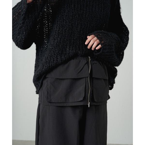 参考価格：5，390円発売時期：2023年06月コンディション：B（目立つ使用感なし）使用感が少ない、または気にならないアイテム後身頃・前身頃：汚れ参考商品名：【撥水】ナイロンポケットビスチェ参考品番：ARZ5031604A0001【商品に...