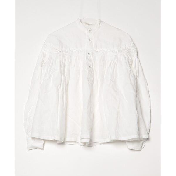 参考価格：39，600円発売時期：2019年01月コンディション：C（やや使用感あり）使用感があり、やや気になる傷や汚れがあるアイテム首周り・袖口：汚れ参考商品名：【Scye】長袖リネンタックシャツWOMEN参考品番：1219-31028Z...