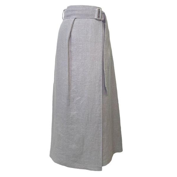 『タイムセール実施中』参考価格：18，700円発売時期：2022年07月コンディション：C（やや使用感あり）使用感があり、やや気になる傷や汚れがあるアイテム付属品：型崩れ、汚れ付属品：インナー参考商品名：バックタックリネンラップスカート参考...