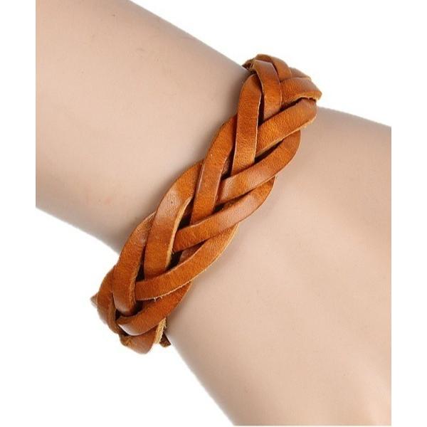 ZOZO問い合わせ番号:98234299ショップ:Fun &amp; Daily，ファンアンドデイリーブランド:Fun &amp; Daily，ファンアンドデイリー商品名:F＆D : 編み込みレザーブレスレットカテゴリ:アクセサリー>...