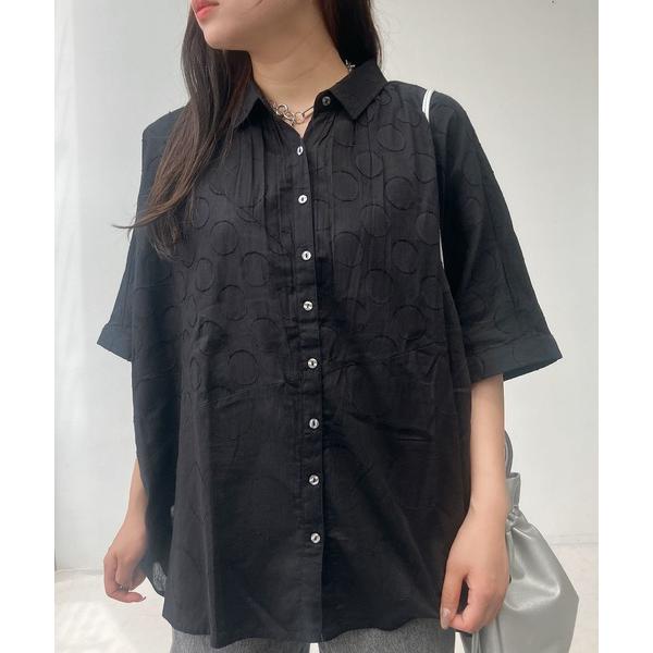 参考価格：7，590円発売時期：2025年06月コンディション：A（使用感なし）数回使用した程度で使用感が感じられないアイテム参考商品名：●インドコットン ドットジャガード切替えゆるビッグシャツ参考品番：QB1283【商品に関する注意事項】...