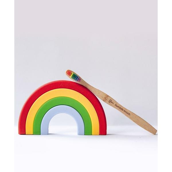 ※このアイテムは返品・交換対象外商品です。コスメ商品ZOZO問い合わせ番号:98267573ショップ:GEORGE'S，ジョージズブランド:GEORGE'S，ジョージズ商品名:バンブーキッズハブラシ（レインボー）カテゴリ:ボディ・ヘアケア&...