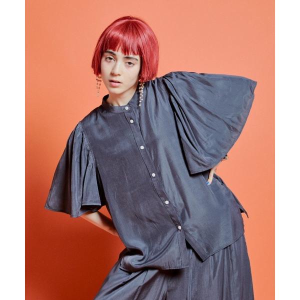 参考価格：3，960円発売時期：2025年04月コンディション：A（使用感なし）数回使用した程度で使用感が感じられないアイテム参考商品名：ギャザースリーブブラウス参考品番：VLIZI251014【商品に関する注意事項】・こちらの商品画像は、...