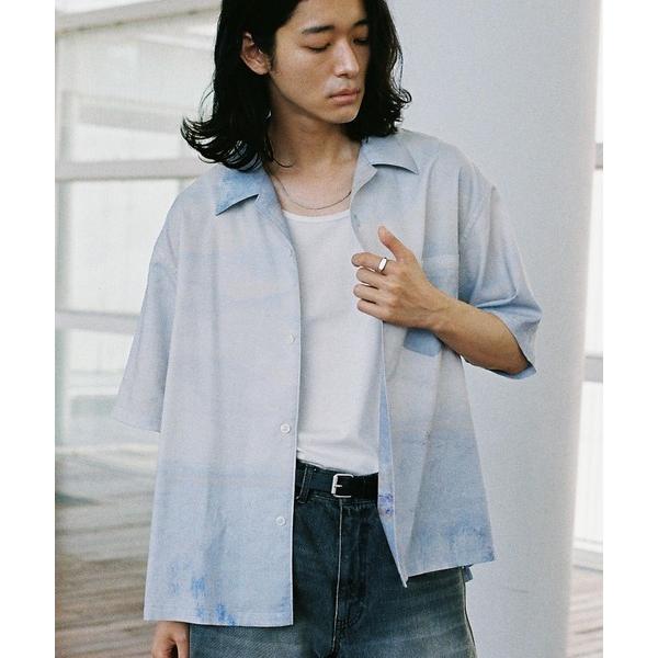 参考価格：5，940円発売時期：2025年06月コンディション：A（使用感なし）数回使用した程度で使用感が感じられないアイテム参考商品名：ABSTRACT ART GRAPHIC H/S SHIRT参考品番：WYsh1498【商品に関する注...