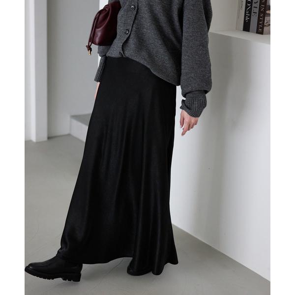 ZOZO問い合わせ番号:98338029ショップ:IENA，イエナブランド:SLOBE IENA，スローブイエナ商品名:《WEB限定カラー有り/追加》グロッシーサテンフレアスカートカテゴリ:スカート>スカートブランド品番:250609...