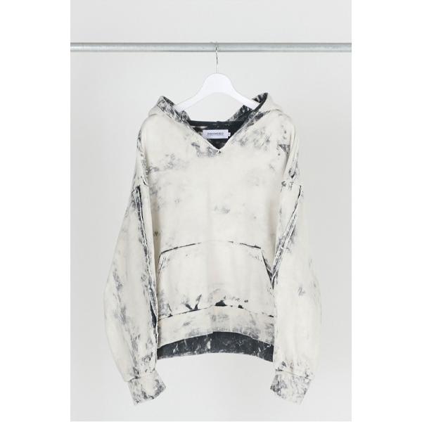 『セール実施中』ZOZO問い合わせ番号:98471165ショップ:DISCOVERED，ディスカバードブランド:DISCOVERED，ディスカバード商品名:BLEACH PULL HOODIEカテゴリ:トップス>パーカーブランド品番:...