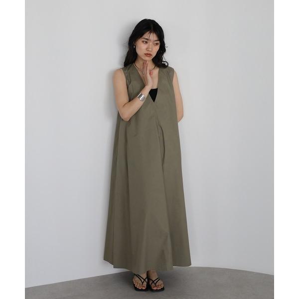 『セール実施中』参考価格：6，160円発売時期：2025年04月コンディション：B（目立つ使用感なし）使用感が少ない、または気にならないアイテムすそ周り：汚れ参考商品名：V neck volume flare one piece / Vネッ...