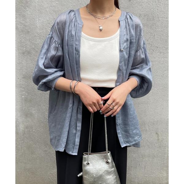 参考価格：9，900円発売時期：2024年02月コンディション：D（傷・汚れあり）傷や汚れがあるが使用には問題ないアイテム全体的：色あせ首周り・袖口：汚れ参考商品名：ラミー2WAYシアーブラウス参考品番：CLZ5041204A0002【商品...