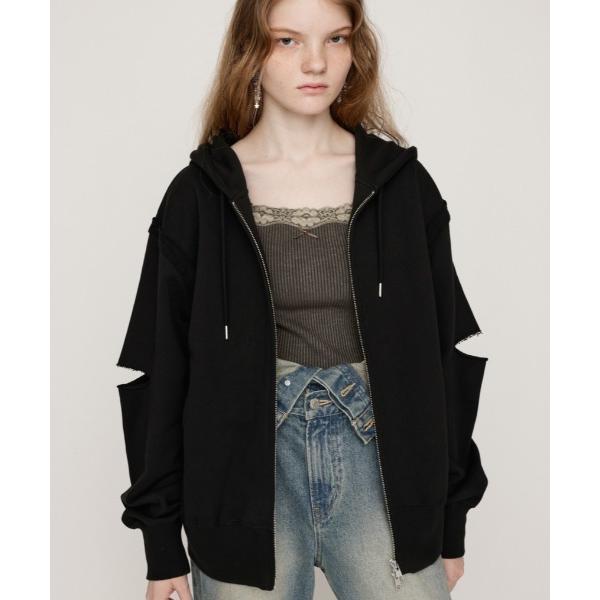 『セール実施中』ZOZO問い合わせ番号:98712893ショップ:SLY，スライブランド:SLY，スライ商品名:SLIT ZIP SW PK スリット ジップ スウェット パーカー 秋服 冬服カテゴリ:トップス>パーカーブランド品番:...