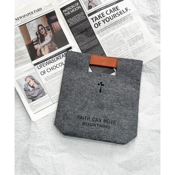 『セール実施中』ZOZO問い合わせ番号:98816220ショップ:RiNc，リンクブランド:NOLITA LABORATORY，ノリータラボラトリー商品名:【 NOLITA / ノリータ 】 2色展開 フェルト×合皮ハンドル トートバッグ／...