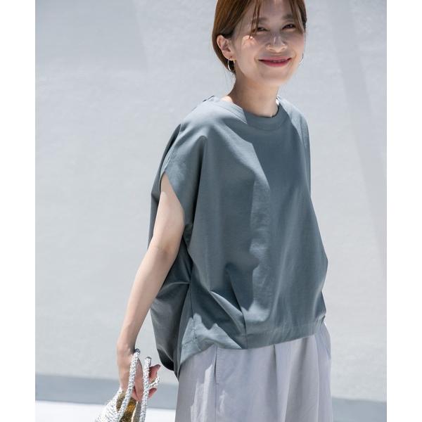 『セール実施中』参考価格：6，600円発売時期：2023年06月コンディション：A（使用感なし）数回使用した程度で使用感が感じられないアイテム参考商品名：コットンバックタックフレンチプルオーバー参考品番：DR35-21U123【商品に関する...