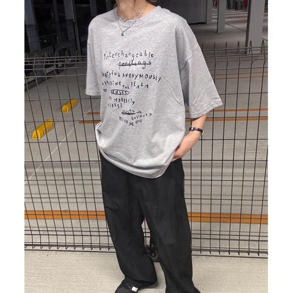 『セール実施中』参考価格：6，160円発売時期：2025年05月コンディション：A（使用感なし）数回使用した程度で使用感が感じられないアイテム参考商品名：手書き風メッセージTシャツ(chiica select) / プリントTシャツ ロゴT...