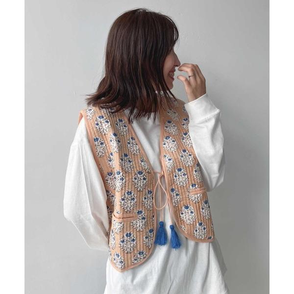 『タイムセール実施中』ZOZO問い合わせ番号:98979999ショップ:AS KNOW AS PLUS，アズノゥアズプラスブランド:AS KNOW AS plus，アズノゥアズプラス商品名:ブロックプリント キルティングベストカテゴリ:トッ...