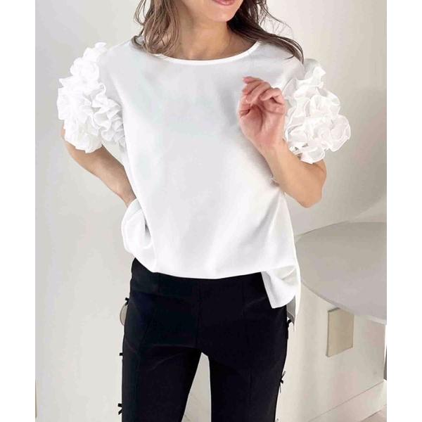 参考価格：7，981円発売時期：2023年05月コンディション：A（使用感なし）数回使用した程度で使用感が感じられないアイテム参考商品名：トリプルフリルホイップブラウストップス参考品番：cbm218【商品に関する注意事項】・こちらの商品画像...