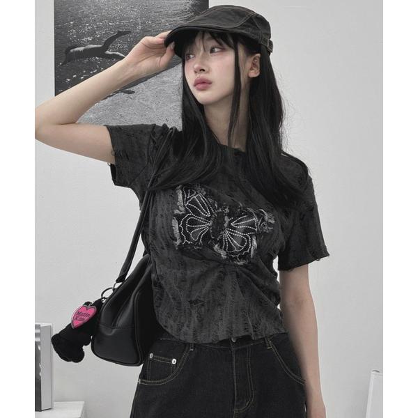 参考価格：7，300円発売時期：2025年03月コンディション：A（使用感なし）数回使用した程度で使用感が感じられないアイテム参考商品名：ダメージバタフライTシャツ参考品番：KSG20627/20627【商品に関する注意事項】・こちらの商品...