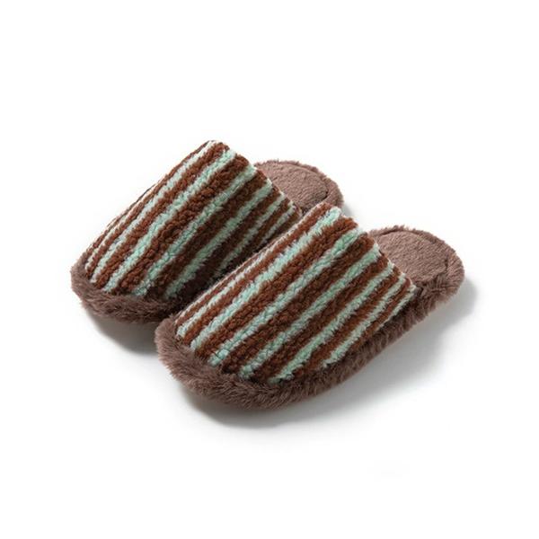 ZOZO問い合わせ番号:99017128ショップ:perky room，パーキールームブランド:IRADOWL，アイラドール，perky room，パーキールーム商品名:ストライプ柄ファースリッパカテゴリ:インテリア>ルームシューズ/...
