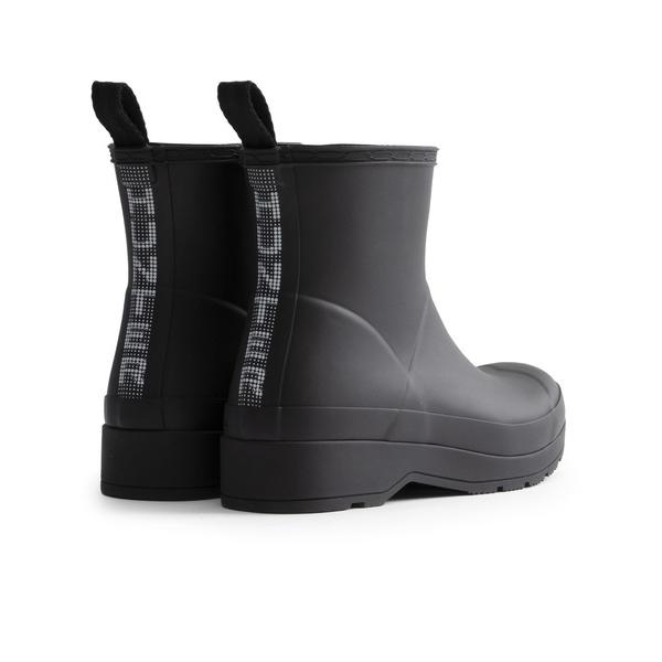 参考価格：16，500円発売時期：2024年03月コンディション：A（使用感なし）数回使用した程度で使用感が感じられないアイテム参考商品名：ユニセックス プレイ ショート ハンター ドットプリント バックストラップ ブーツ参考品番：UFS4...