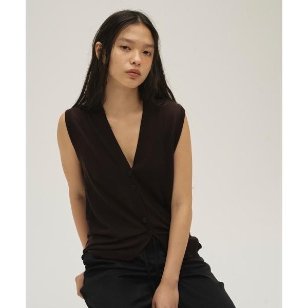 ZOZO問い合わせ番号:99176544ショップ:TODAYFUL，トゥデイフルブランド:TODAYFUL，トゥデイフル商品名:Tencelsilk Knit Vestカテゴリ:トップス>ベストブランド品番:12610517素材:再生...