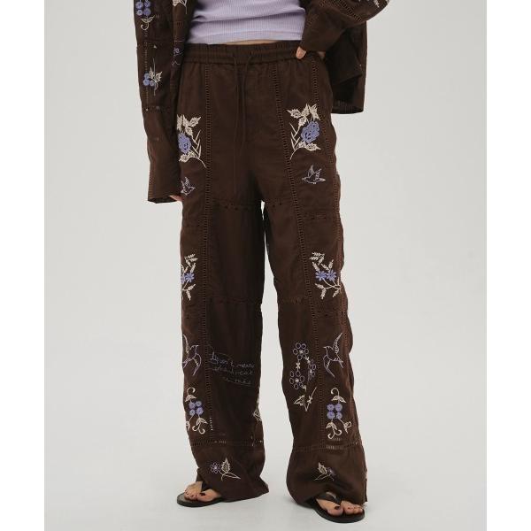 ZOZO問い合わせ番号:99177067ショップ:TODAYFUL，トゥデイフルブランド:TODAYFUL，トゥデイフル商品名:Embroidery Patchwork Trousersカテゴリ:パンツ>その他パンツブランド品番:12...