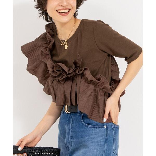 『タイムセール実施中』参考価格：14，300円発売時期：2025年03月コンディション：B（目立つ使用感なし）使用感が少ない、または気にならないアイテム全体的：色あせ参考商品名：フリル付き3WAYストレッチリブカットソー参考品番：5-003...