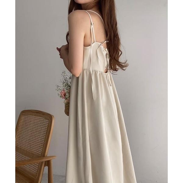 『セール実施中』参考価格：6，710円発売時期：2023年05月コンディション：C（やや使用感あり）使用感があり、やや気になる傷や汚れがあるアイテム全体的：汚れ参考商品名：バックリボンフレアキャミワンピース参考品番：frmt006-082【...