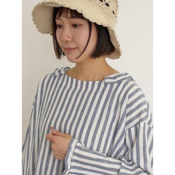 参考価格：7，590円発売時期：2025年03月コンディション：A（使用感なし）数回使用した程度で使用感が感じられないアイテム参考商品名：【Cross×Linen】フリルカラーブラウス参考品番：2700731-87-11【商品に関する注意事...