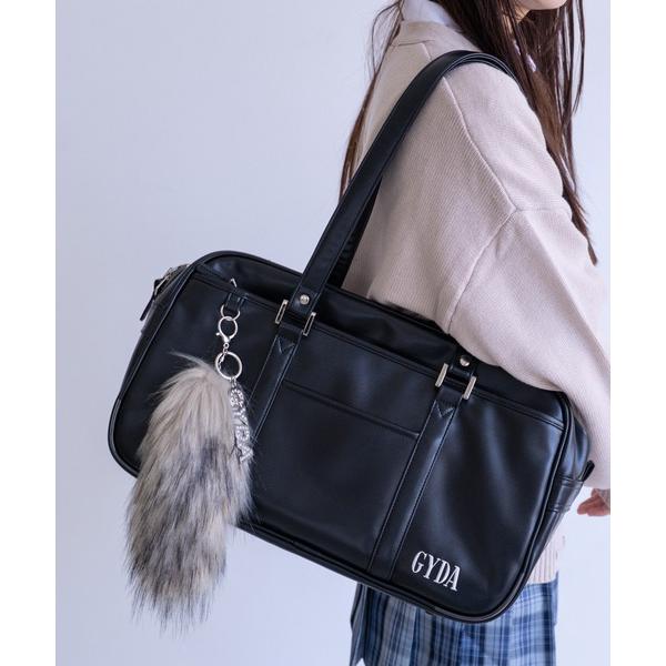 ZOZO問い合わせ番号:99382169ショップ:ELGAES，エルゲイスブランド:GYDA，ジェイダ商品名:GYDA(ジェイダ)ファーチャーム付き合皮スクールボストン GY-B411 スクールバッグカテゴリ:バッグ>ボストンバッグブ...