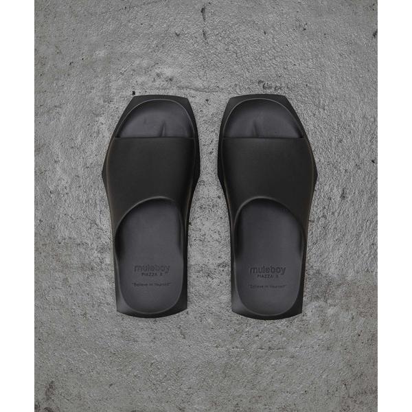 参考価格：8，030円発売時期：2024年04月コンディション：D（傷・汚れあり）傷や汚れがあるが使用には問題ないアイテム全体的：汚れかかと：擦り減り参考商品名：PIAZZA X SLIDE参考品番：CJTOY252007/CJTOY042...