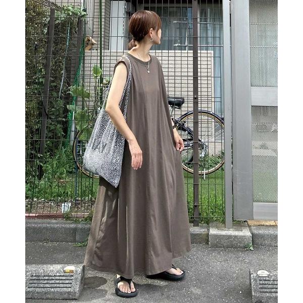 『セール実施中』参考価格：5，390円発売時期：2025年05月コンディション：D（傷・汚れあり）傷や汚れがあるが使用には問題ないアイテム前身頃：汚れ参考商品名：【CORNERS by KR】タックロングワンピース参考品番：TRF-0050...