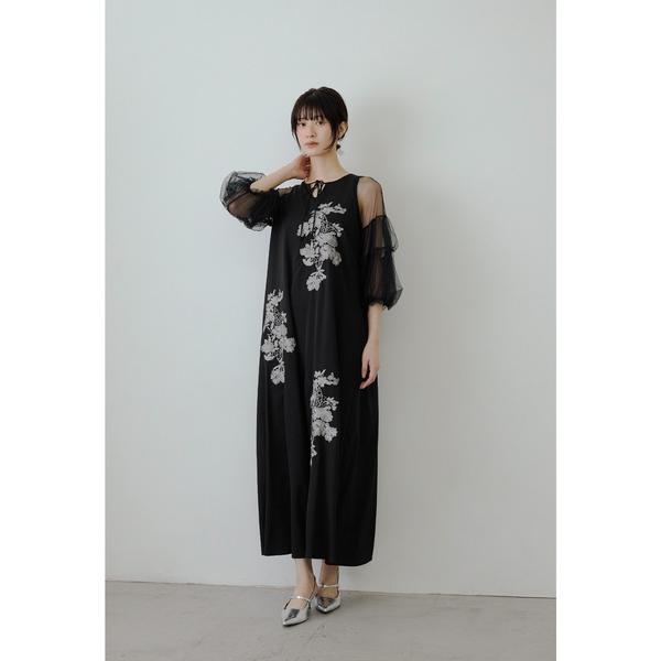 ZOZO問い合わせ番号:99450894ショップ:bflat，ビーフラットブランド:niana，ニアナ，et.UNiVER，エトユニベール商品名:フラワー刺繍Aラインドレス チュール ボリューム袖 マタニティ 妊婦 結婚式 二次会 成人式 ...