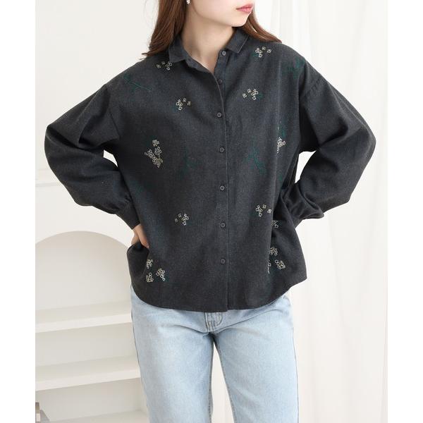 『タイムセール実施中』ZOZO問い合わせ番号:99451036ショップ:FUNALIVE，ファンアライブブランド:Quelle Chance，ケルシャンス，FUNALIVE，ファンアライブ商品名:花刺繍ちび衿シャツカテゴリ:トップス>...