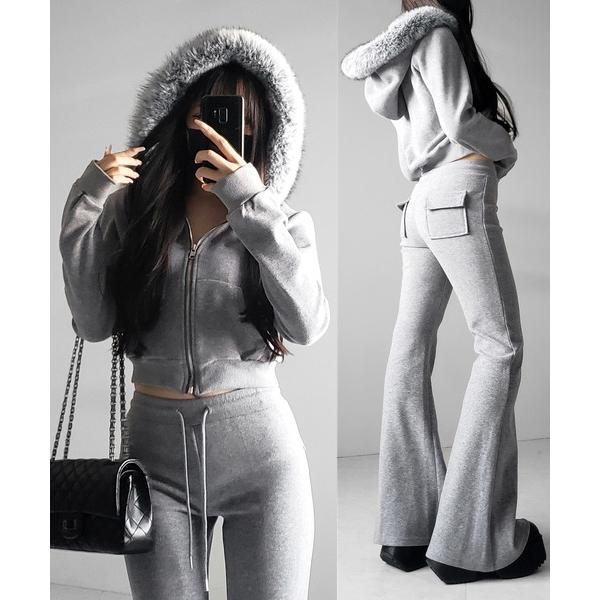 ZOZO問い合わせ番号:99459415ショップ:me+em select，ミームセレクトブランド:me+em select，ミームセレクト商品名:【 セットアップ 】ファーフードショートパーカー＆スウェットフレアパンツ ／ Fur sho...