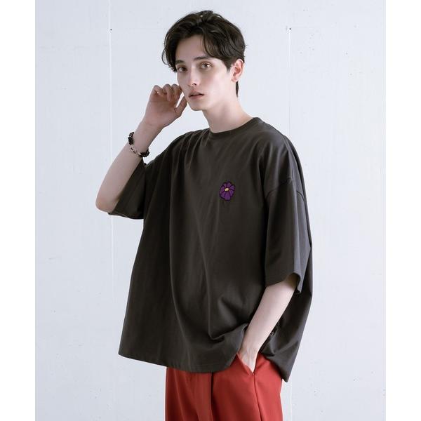 『セール実施中』参考価格：4，950円発売時期：2022年09月コンディション：B（目立つ使用感なし）使用感が少ない、または気にならないアイテム前身頃：汚れ参考商品名：EDDEN ELLEN×Casper John フラワー刺繍Tシャツ参考...