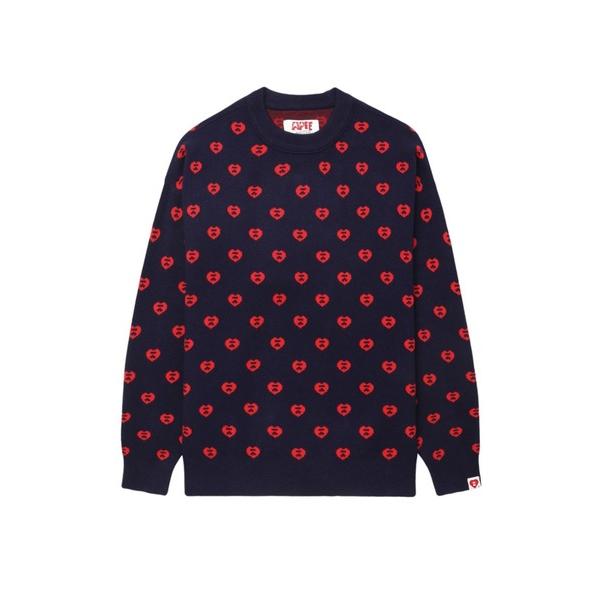 ZOZO問い合わせ番号:99583695ショップ:A BATHING APE，ア ベイシング エイプブランド:A BATHING APE，アベイシングエイプ商品名:HEART BIRDSEYE JACQUARD SWEATERカテゴリ:トッ...