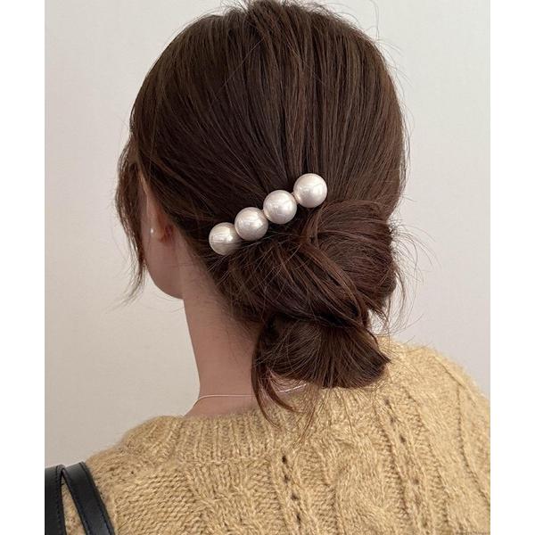 ZOZO問い合わせ番号:99583794ショップ:CERCA，チェルカブランド:pur chouchou，ピュールシュシュ商品名:pur chouchou/4連 パール バレッタ P4510カテゴリ:ヘアアクセサリー>バレッタ/ヘアク...