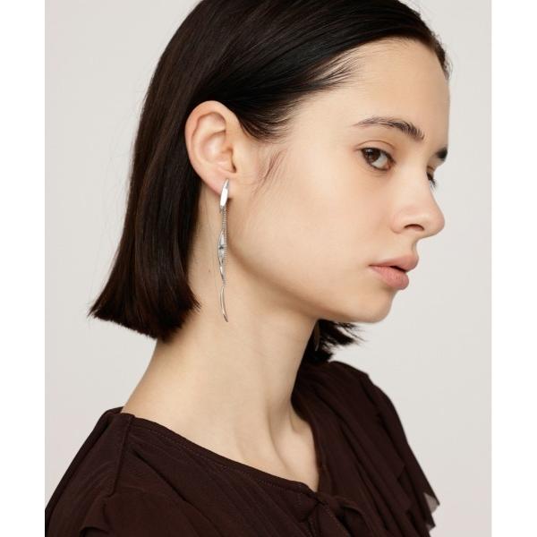 『セール実施中』※このアイテムは返品・交換対象外商品です。ZOZO問い合わせ番号:99663446ショップ:SLY，スライブランド:SLY，スライ商品名:DANGLE LEAVES P/EARRINGS ダングル リーブズ ピアスカテゴリ:...