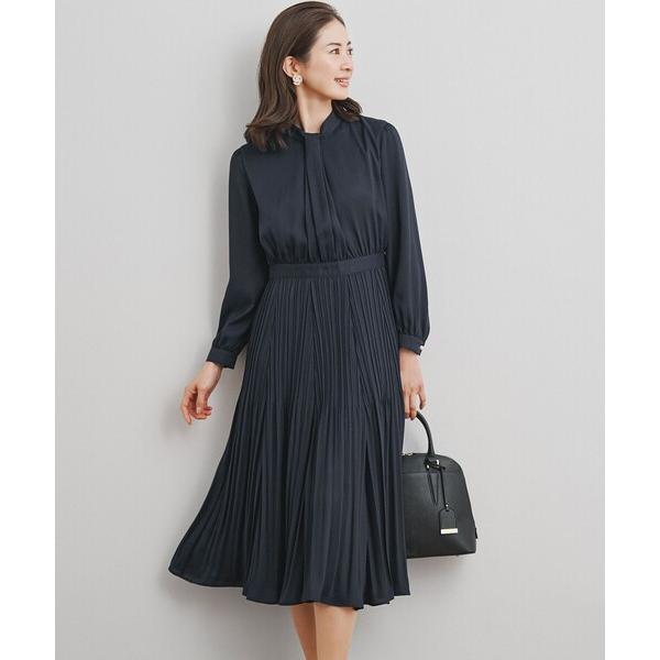 ZOZO問い合わせ番号:99766593ショップ:23区，ニジュウサンクブランド:23区 L，ニジュウサンクオオキイサイズ，23区，ニジュウサンク商品名:クリスタルアムンゼン ウエスト切り替え ワンピースカテゴリ:ワンピース/ドレス>...