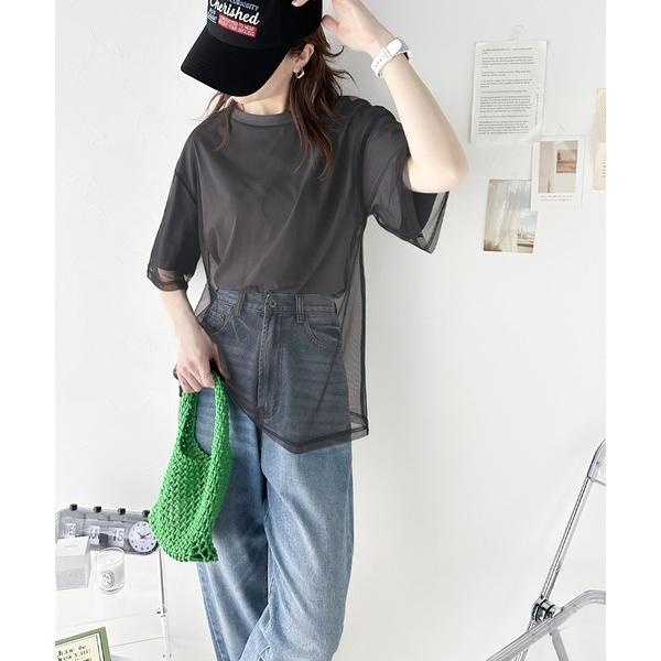 参考価格：4，998円発売時期：2024年04月コンディション：S（新品同様）タグ付きの未使用、または新品同様のアイテム付属品：タグ参考商品名：《JaVa ジャバコラボ》女性らしさ格上げ。チュールレイヤードバックプリントTシャツ参考品番：j...