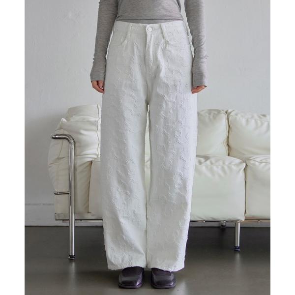 『タイムセール実施中』ZOZO問い合わせ番号:99872565ショップ:UNE MANSION，ユヌマンションブランド:UNE MANSION，ユヌマンション商品名:【UNE ORIGINAL】フラワーパターンストレートベーシックデニムカテ...