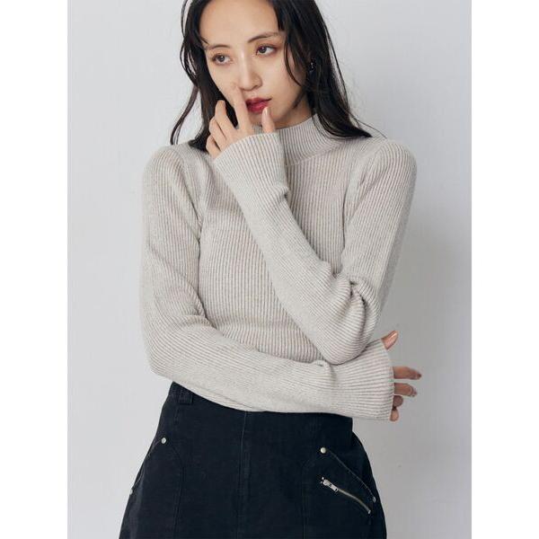 ZOZO問い合わせ番号:99899897ショップ:MURUA，ムルーアブランド:MURUA，ムルーア商品名:バイカラーラメクロップドニットカテゴリ:トップス>ニット/セーターブランド品番:012562605701素材:【仮】レーヨン3...