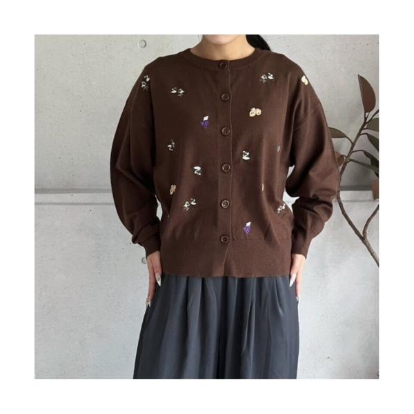 『タイムセール実施中』ZOZO問い合わせ番号:99934449ショップ:Bonjour Sagan，ボンジュールサガンブランド:amini，アミニ，Bonjour Sagan，ボンジュールサガン商品名:【2025 AW】モチーフ刺繍　クルー...